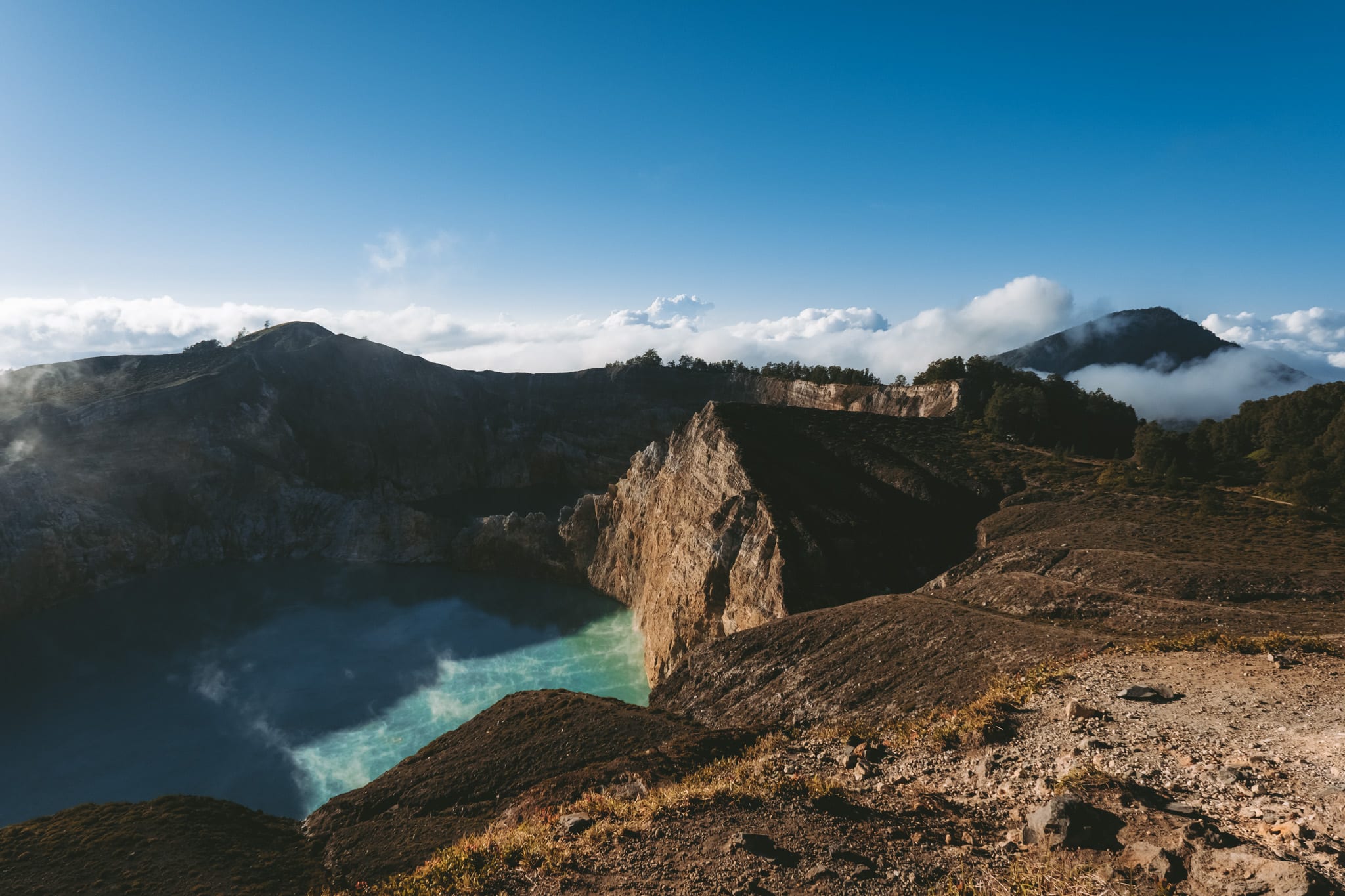 Le volcan Kelimutu à Flores : guide pour réussir son lever du soleil