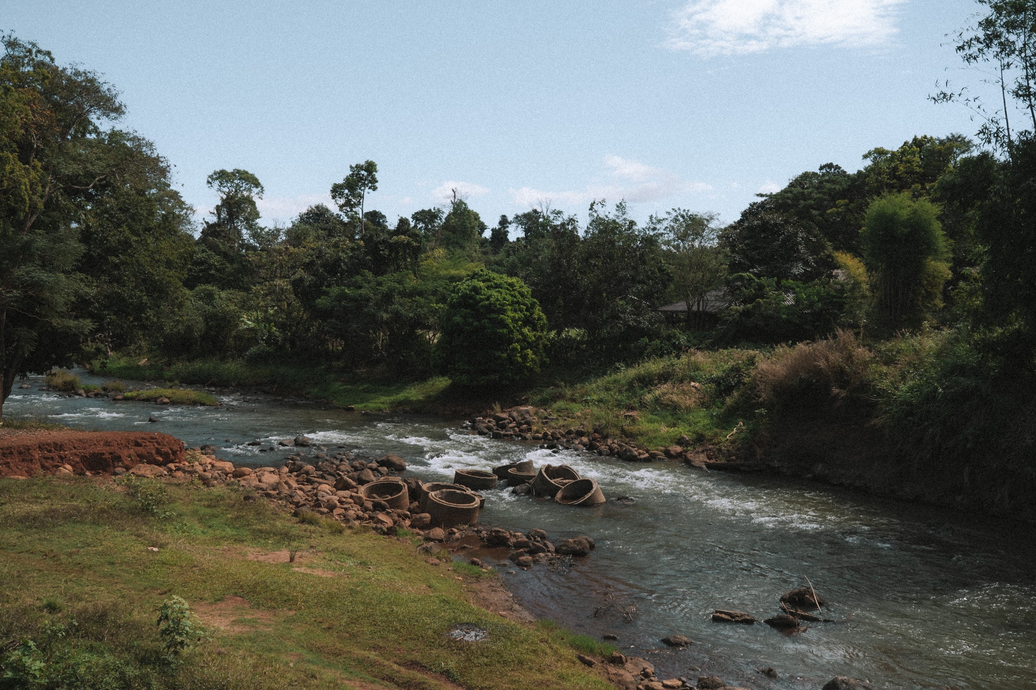 Faire la boucle de Pakse au Laos en moto : 3 jours de partage
